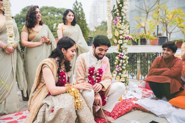 Intimate Wedding: Meaning, Photos, Ideas, Locations - Plannersy